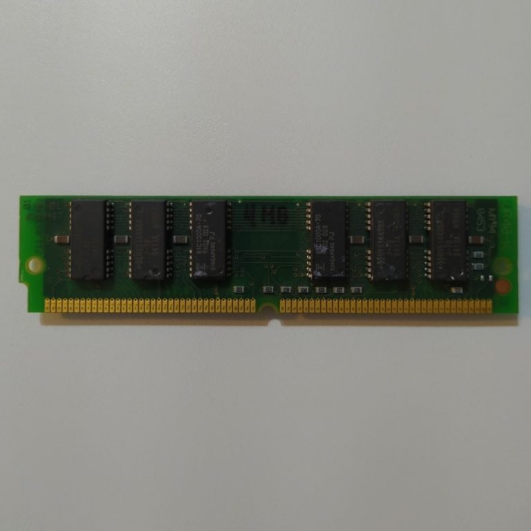 Memória DRAM SIMM 4MB 70ns 72-pin PS/2 HY - JocaEletronica